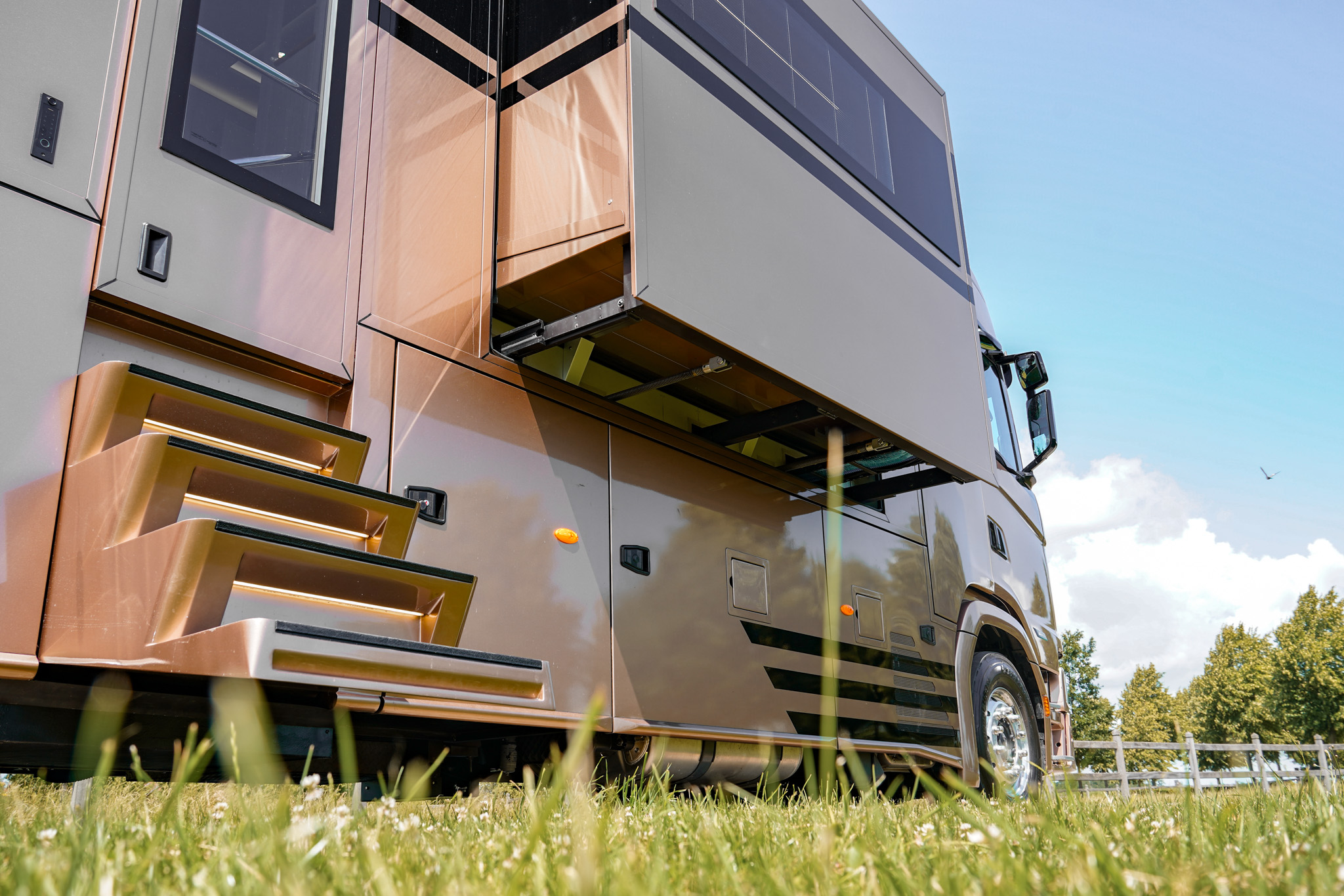 Summer Deliveries - STX Motorhomes