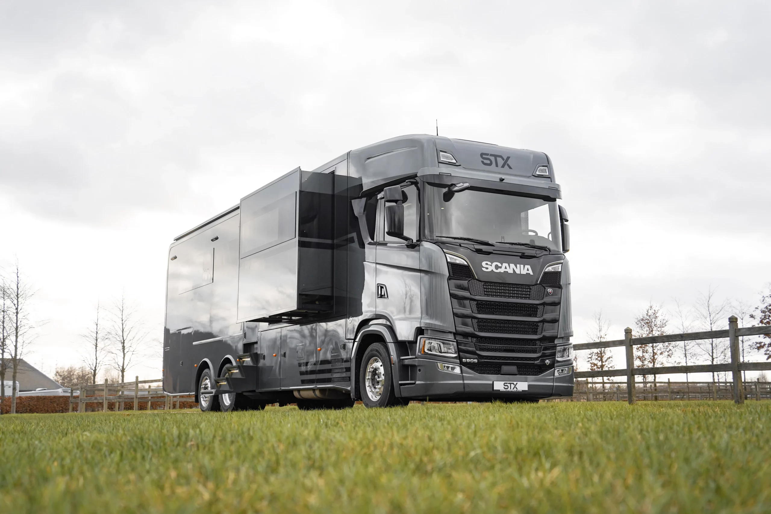 STX 3 Pop Out/365 - STX Motorhomes